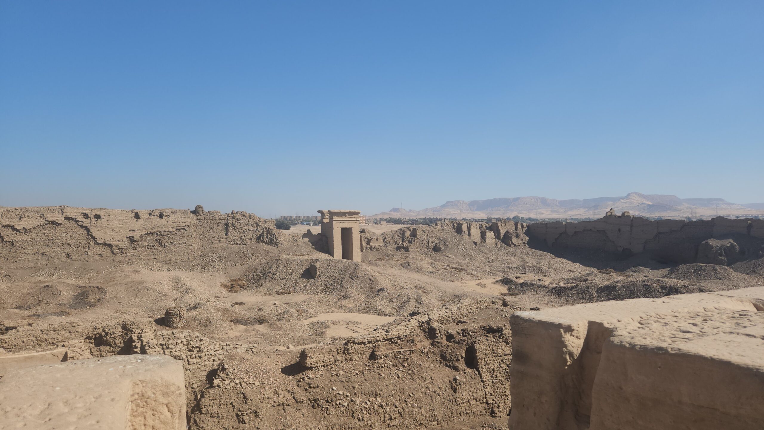 The Royal Experience Three – TOMBS TOMBS TOMBS – House Of Royals ...